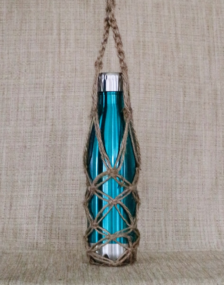 DIY Macrame bottle Sling – Holy Homesteading