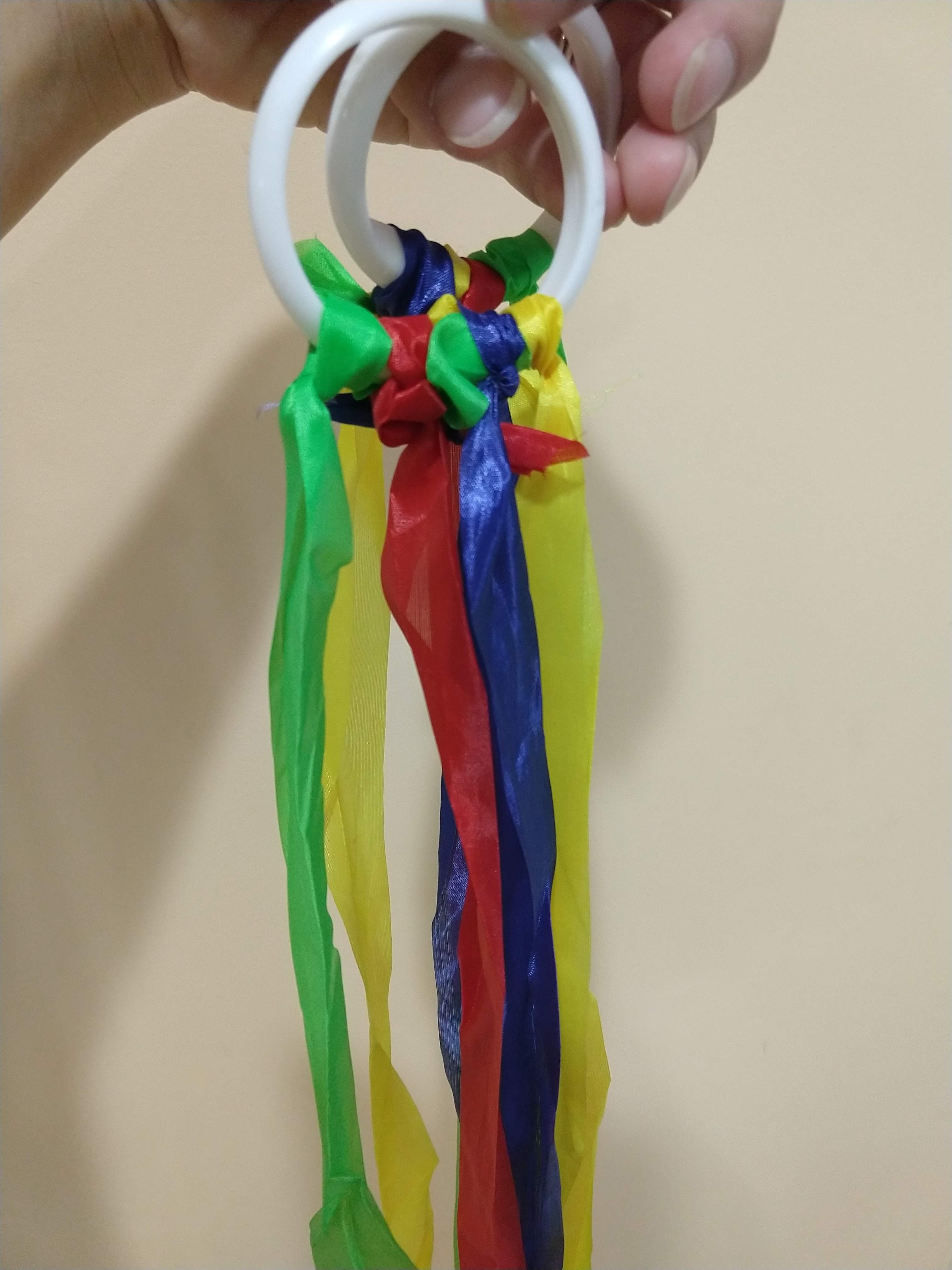 Q-Kids: Hand Kite – Holy Homesteading